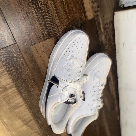 Nike | Shoes | Nike White Classic Sneakers With Streamlined Design ...